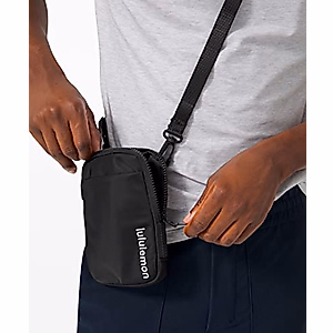 Lululemon Easy Access Crossbody (BLK)