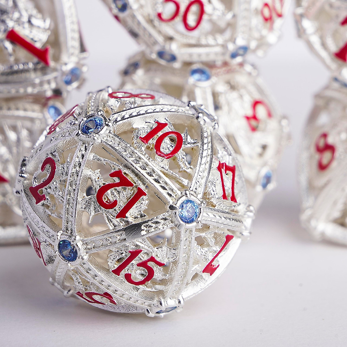 Metal Dice Set Hollow Polyhedral Skull Metal Dice Suitable 7Pcs Set for Dungeons and Dragons RPG MTG Table Games D&D Pathfinder Shadowrun and Math Teaching (Black Plus Gold)