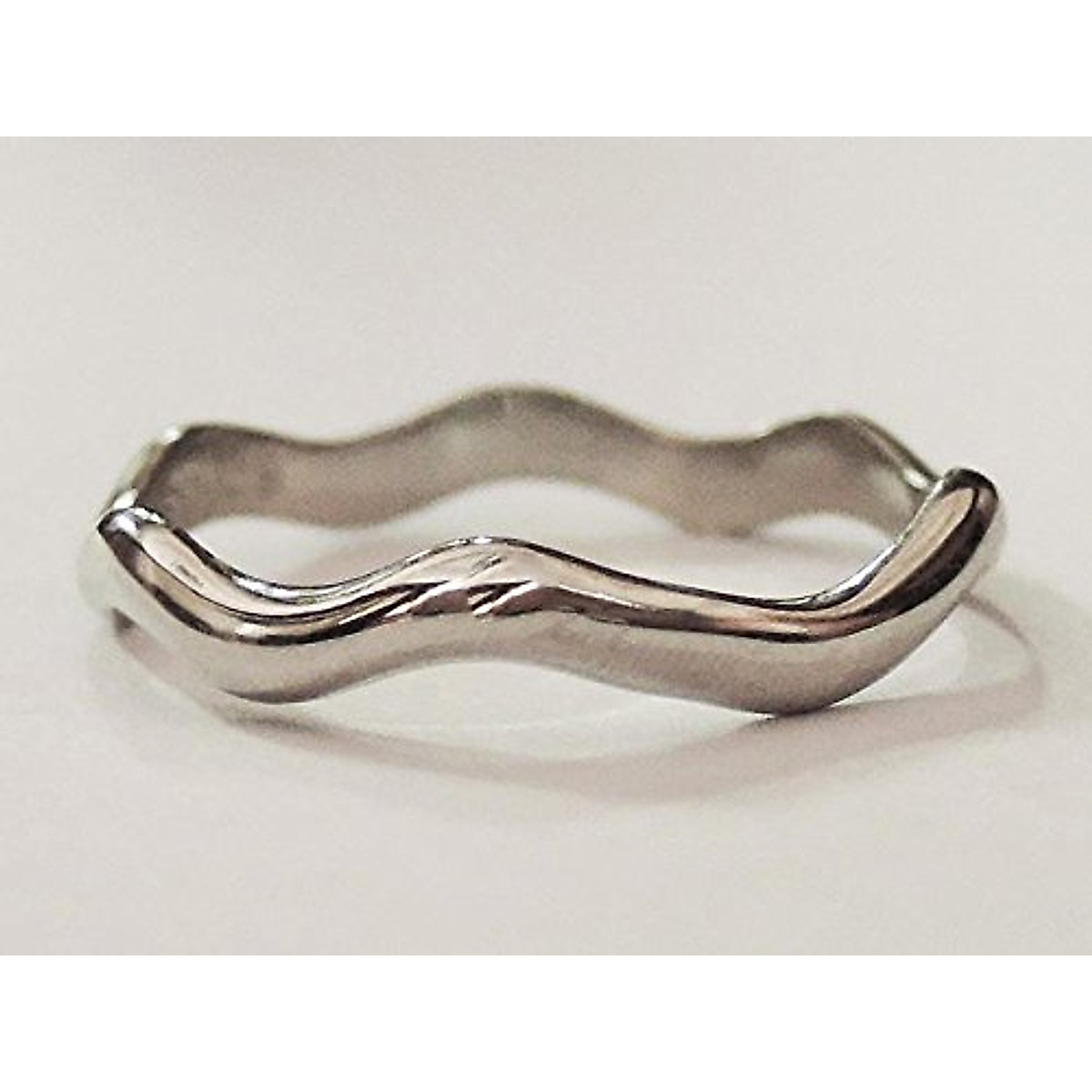 SOVATS Curved Thumb Ring for Women 925 Sterling Silver Rhodium Plated - Simple, Stylish &Trendy Nickel Free Ring, Size 8