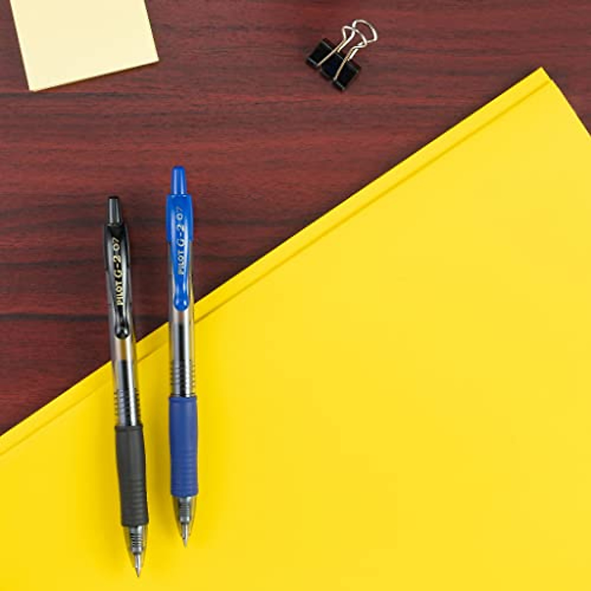 PILOT G2 Premium Refillable and Retractable Rolling Ball Gel Pens, Fine Point, Blue Ink, 12-Pack (31021)