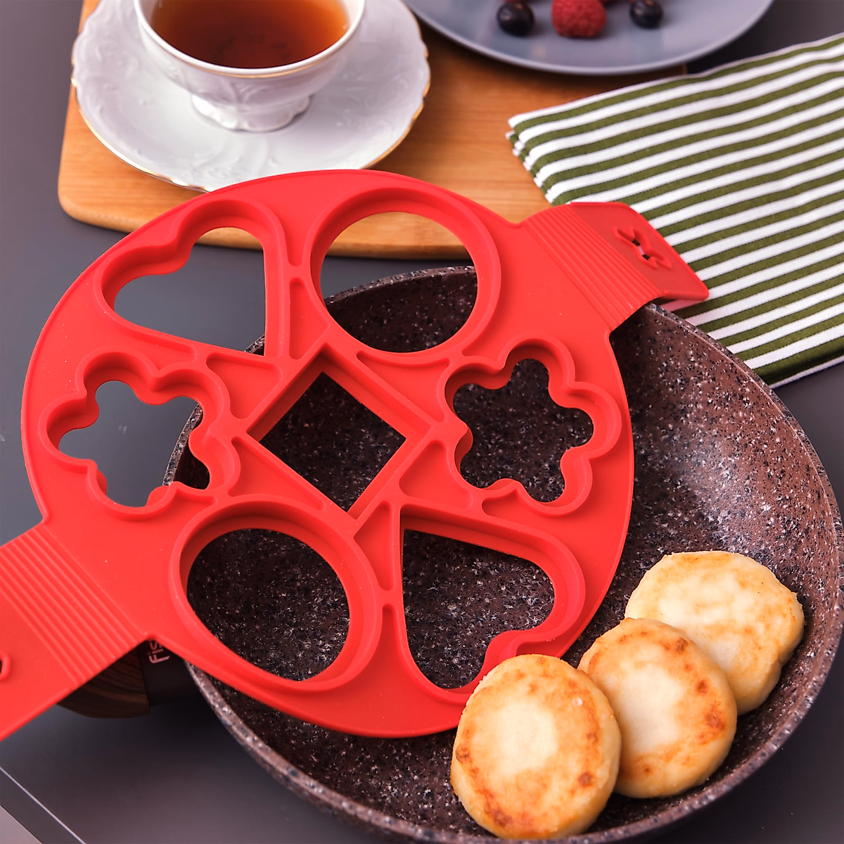 2 Pcs Silicone Pancake Molds,Reusable 7 Holes Flip And Cook Pancake Maker, Silicone Non-Stick Pancake Machine Egg Ring,For Making Fluffy Chicken Rolls And Art Cake