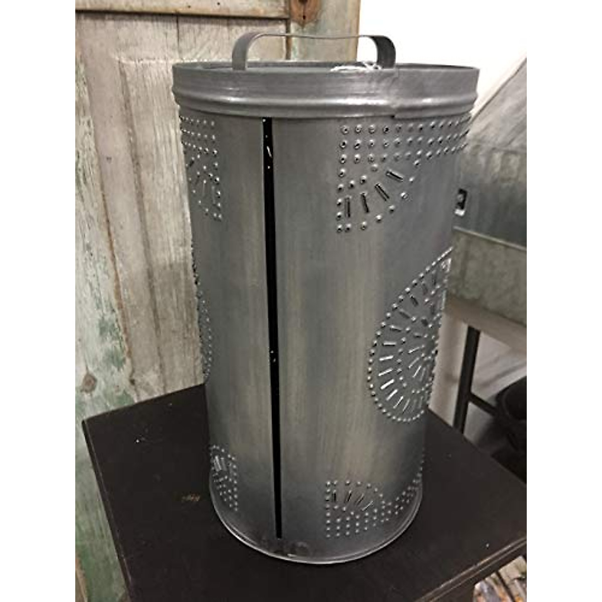 Irvin's Country Tinware Punched Tin Paper Towel Dispenser in Antique Tin