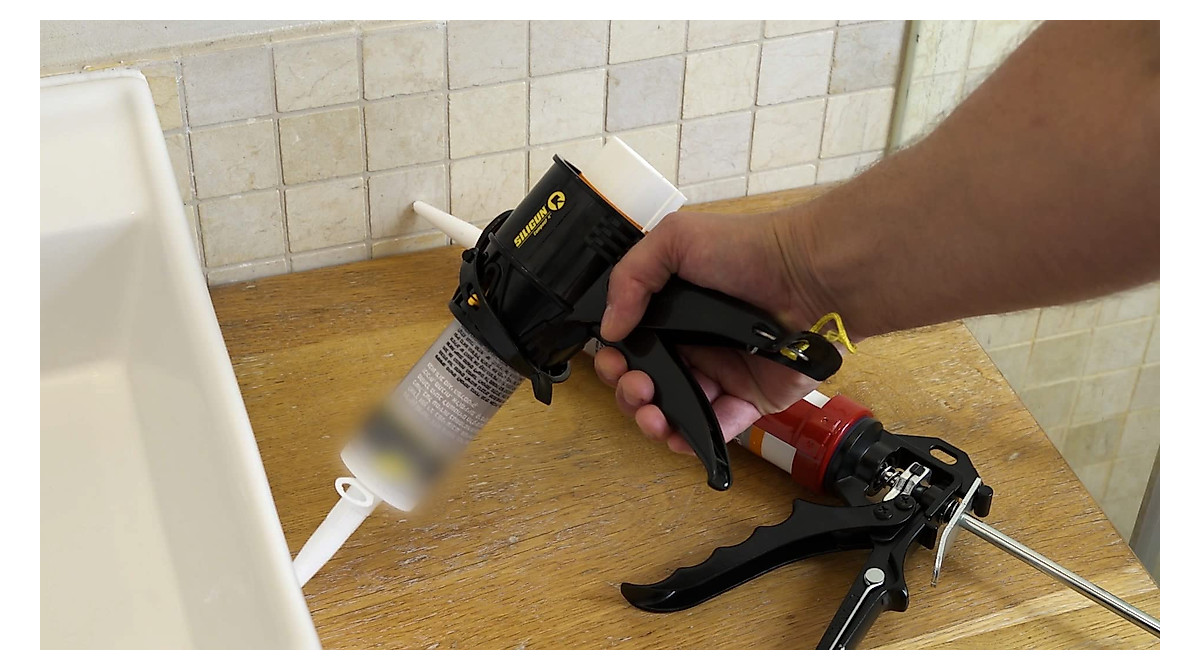 SILIGUN Caulking Gun - Lightweight Anti Drip Design