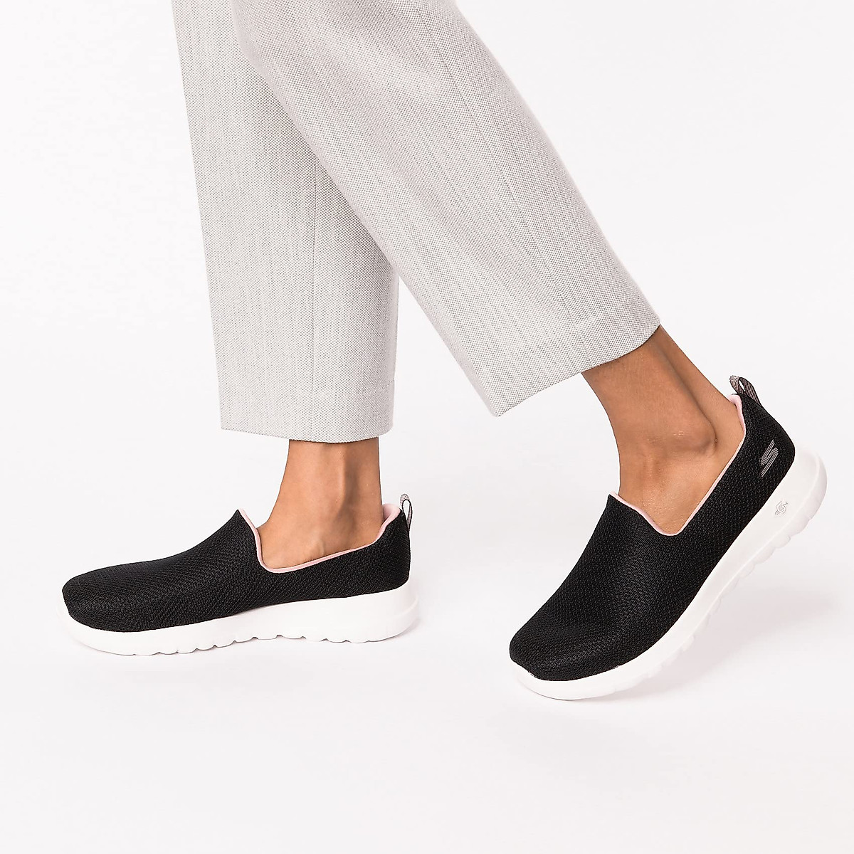 Skechers Women's GO Walk Joy-DANIL Sneaker, Black/Pink, 10