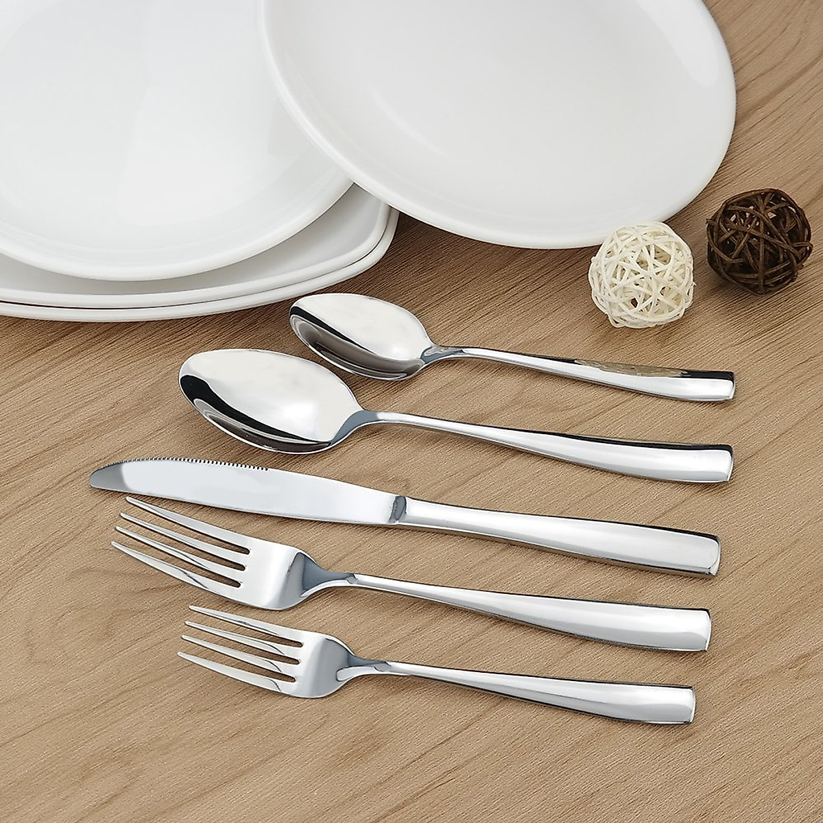HOMMP 80-Piece Stainless Steel Flatware Set, Service for 16