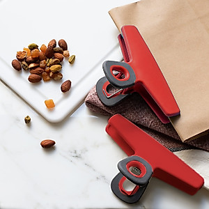 COOK WITH COLOR Food Clips - Chip Bag Clips Set of 4, 5 Inches Wide Heavy Duty Chip Clips, Large Bag Clips for Food Storage with Air Tight Seal Grip for Bread Bags, Snack Bags and Food Bags