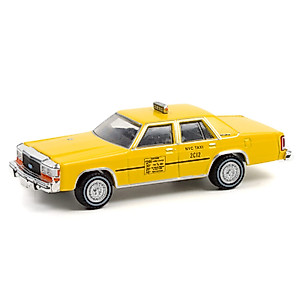Greenlight 1991 Ford LTD Crown Victoria Yellow NYC Taxi (New York City) Hobby Exclusive 1/64 Diecast Model Car