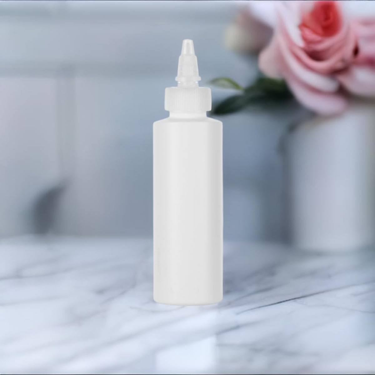 JUVITUS 4 oz / 120 ml White Plastic Cylinder Squeeze Bottle with Twist Top (12 Pack)