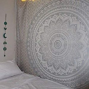 Popular Handicrafts Tapestry Queen Silver Ombre Mandala Hippie Wall Hanging Bohemian Bedspread With Extra Metallic Shine tapestries 84x90 Inches