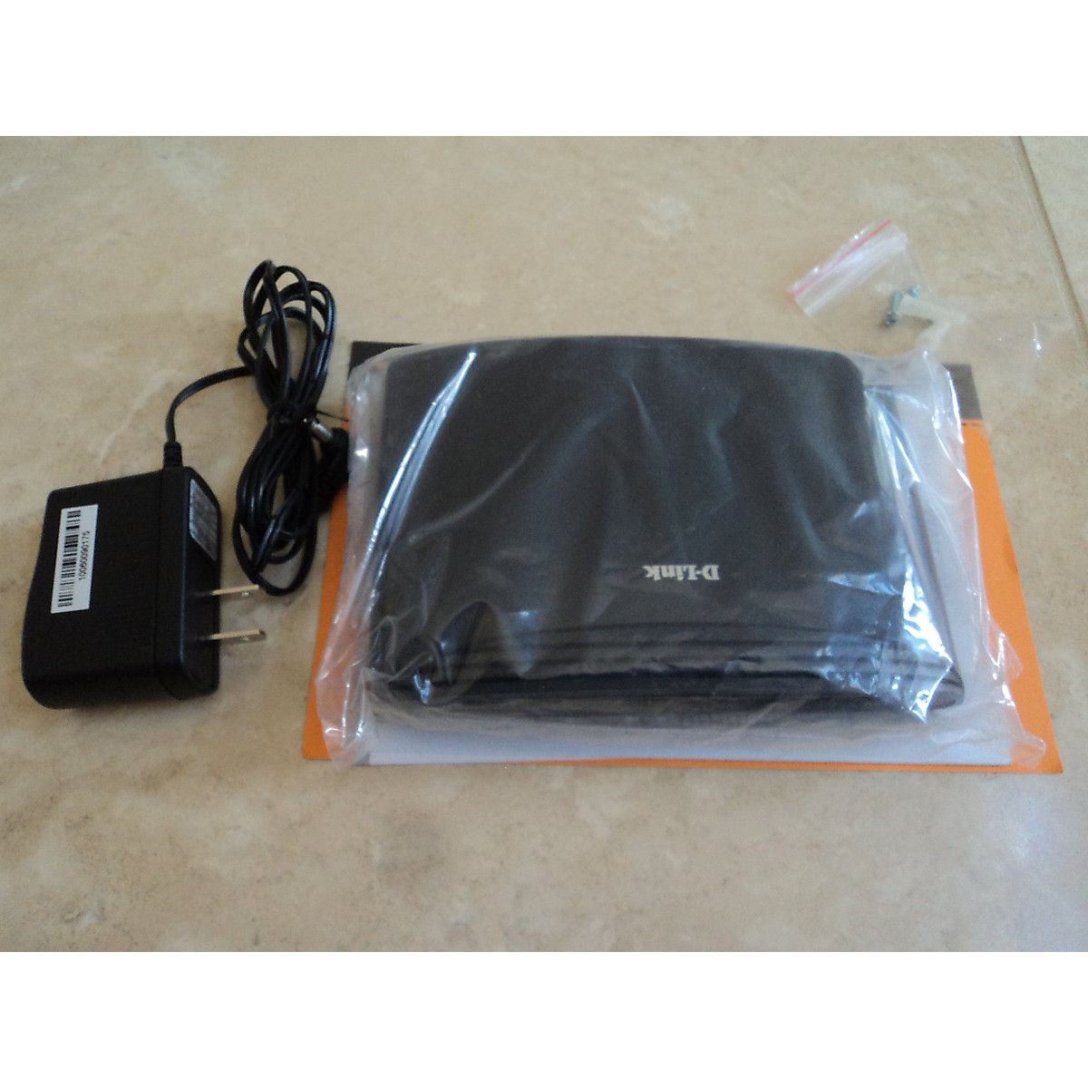 8-Port 10/100 Unmanaged Switch