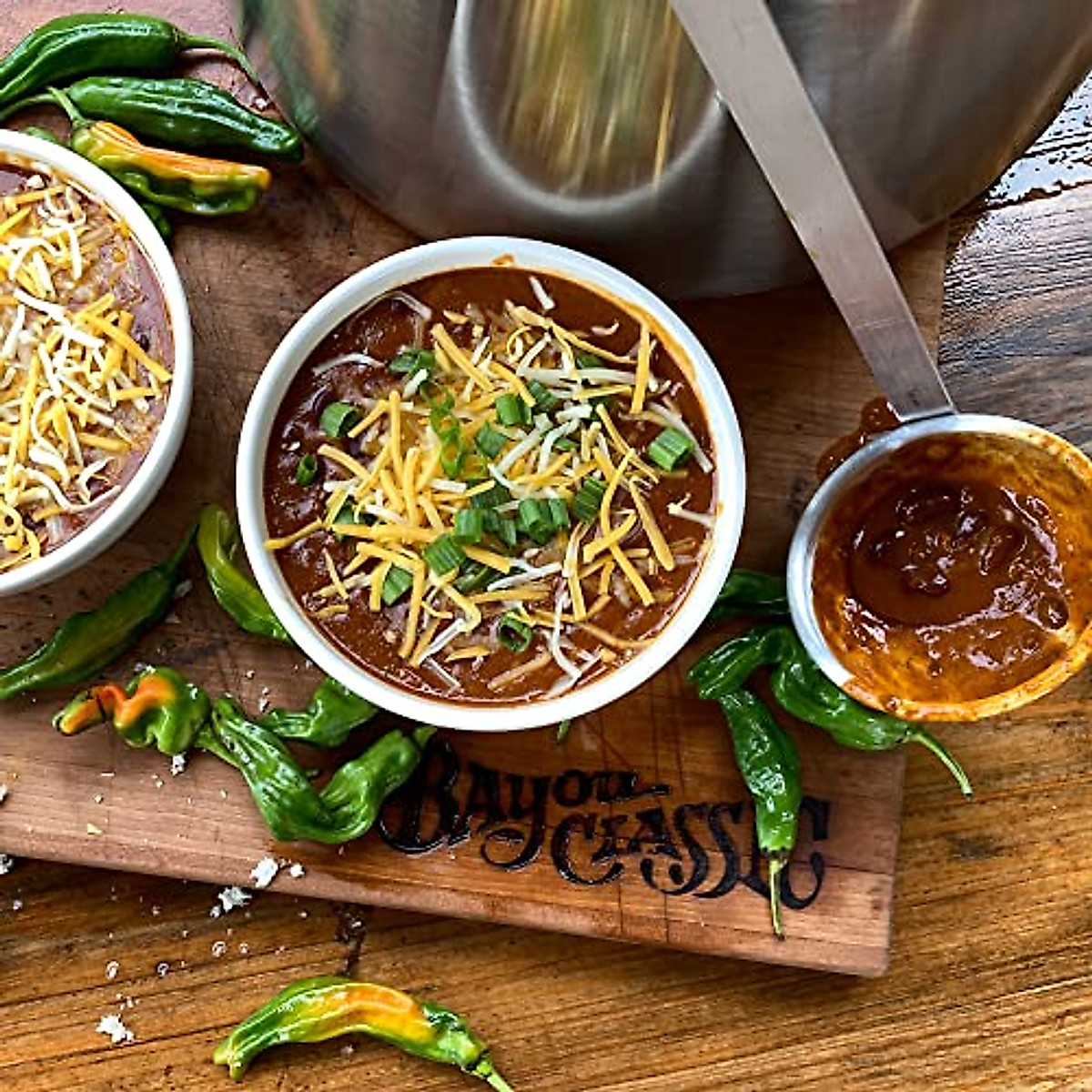 Bayou Classic 1440 40-qt Economy Stainless Kettle Features Heavy Duty Welded Handles for Secure Handling Domed Lid Perfect For Large Batch Cooking of Soups Stews Chili and Gumbo