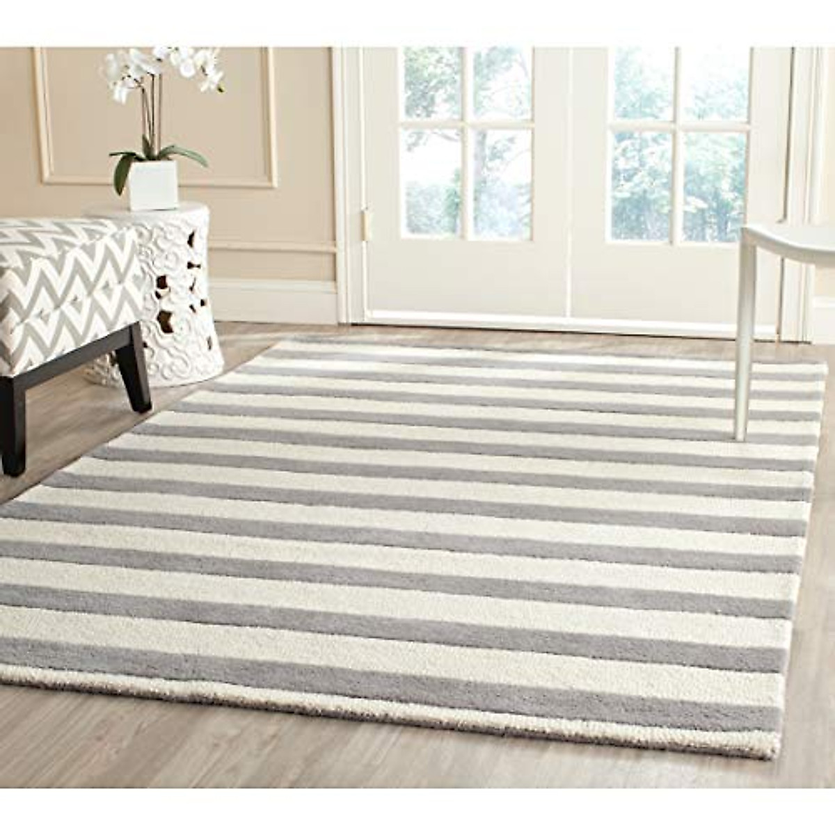 SAFAVIEH Cambridge Collection 10' x 14' Grey/Ivory CAM154A Handmade Stripe Premium Wool Area Rug