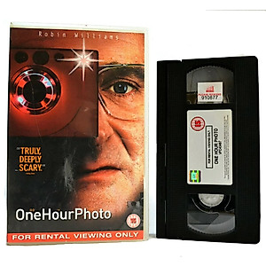 One Hour Photo: Thriller (2002) - Suspensful Story - Large Box - Ex-Rental - VHS