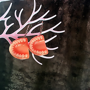 GBAHFY Denture Earrings Funny Hand-made Ear Pendant Tooth Shaped Earrings Exaggerated Ear Decors for Party Festival Woman (Tooth Shaped Earrings)