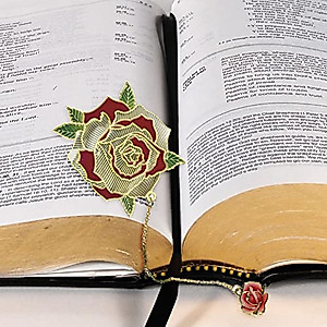 2 Pieces Cute Metal Flower Corner Bookmarks for Women Rose Bookmarkers for Book Lovers, Book Markers Gifts for Teacher's Day Christmas Birthday Valentine's Day (Rose)