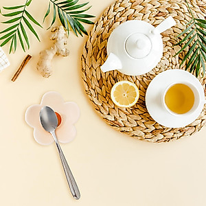 Whaline 4Pcs Flower Coffee Spoon Rest Groovy Retro Flower Ceramic Teaspoon Holder Boho Daisy Sauce Dishes Dipping Bowl Floral Ring Dish for Groovy Retro Boho Party Kitchen Office Home Decor