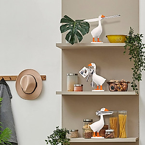 Leiormvses Magnetic Goose Duck Key Holder 1 Pcs, Room Decorations Cute Figurines Ornament Goose Merch Animal Statues for Home Decor Housewarming Gifts (White Base)