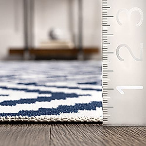 nuLOOM Kellee Machine Washable Modern Diamonds Area Rug, 4' x 6', Blue