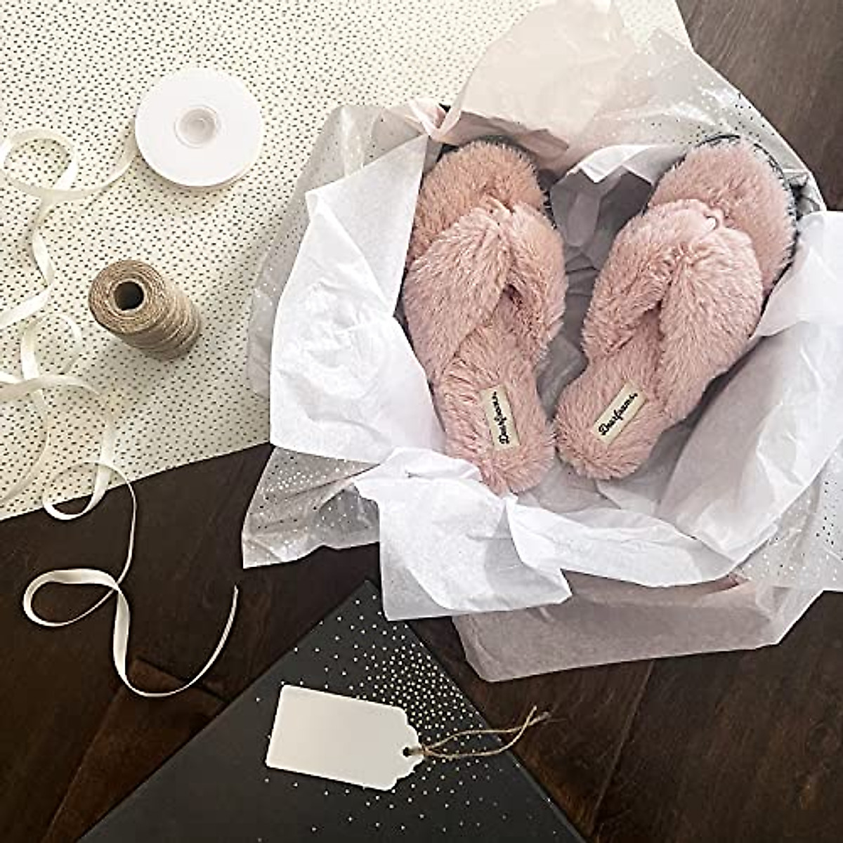 Dearfoams womens Marie Furry Thong Slipper, Dusty Pink, Large US