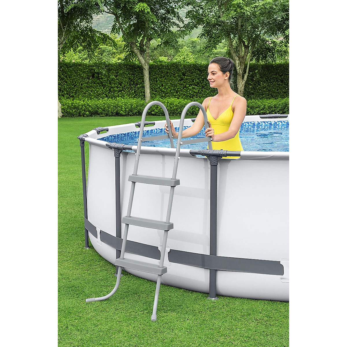 Bestway: Steel Pro MAX 15' X 42" Above Ground Pool Set - 3955 Gallon, Outdoor Family Pool, Corrosion & Puncture Resistant, Includes Filter, Pump, Ladder & Cover
