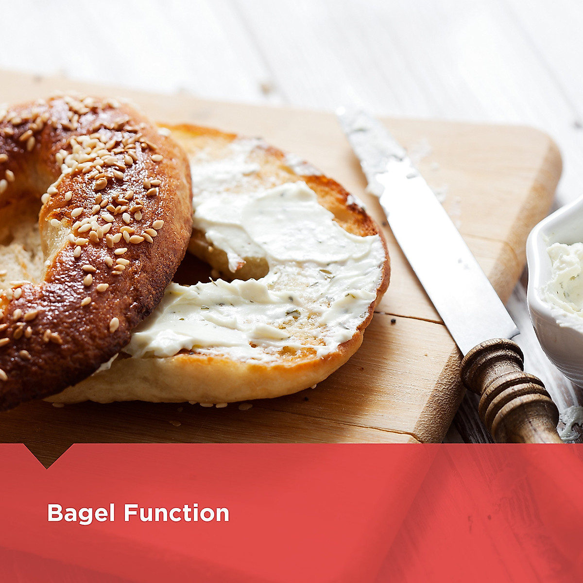 BLACK+DECKER 4-Slice Toaster, TR1478BD, Extra Wide Slots, 7 Shade Settings, 1400 Watts, Frozen and Bagel Buttons