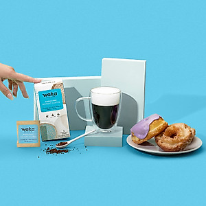 Waka Premium Instant Coffee Medium Roast, 8 Single Serve Packets in a Recyclable Box, 100% Arabica Beans, Freeze Dried Granules, For Hot or Iced Coffee