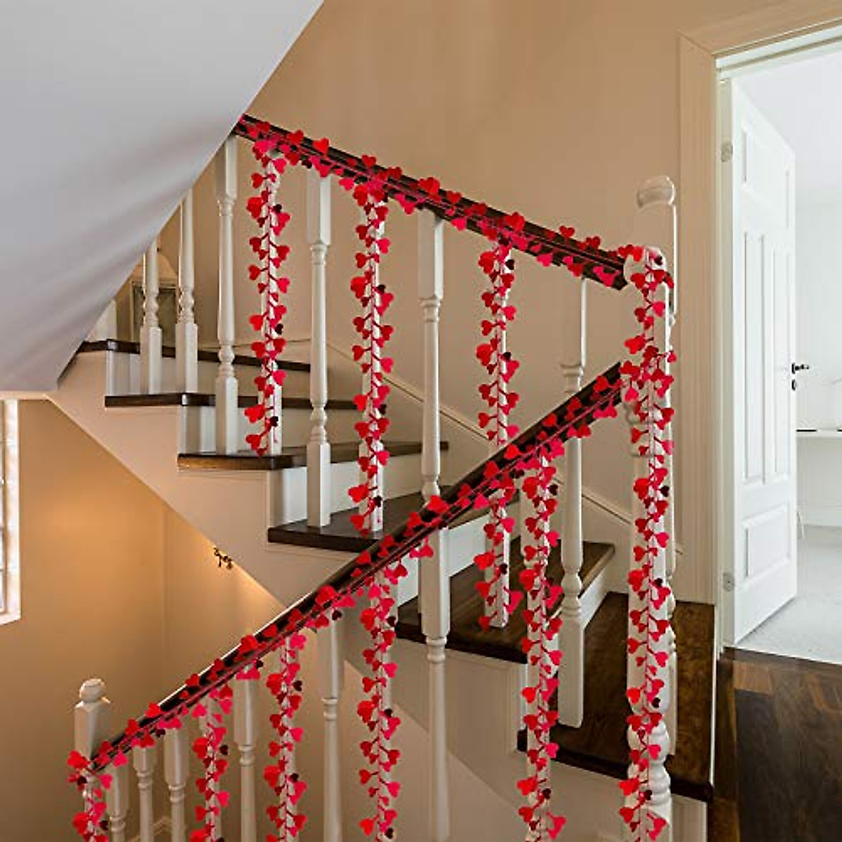 Chuangdi 2 Pieces Red Heart Tinsel Valentine's Day Garlands Heart Shaped Tinsel Garlands Valentines Love Hanging Garlands Decoration for Wedding Party Valentine's Day Decor