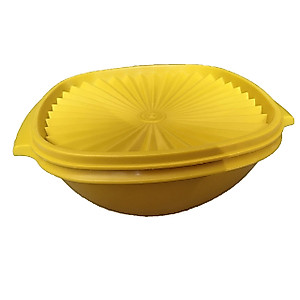 Vintage Tupperware Daffodil Yellow 8 Cup Servalier Serving Bowl with Sunburst LID