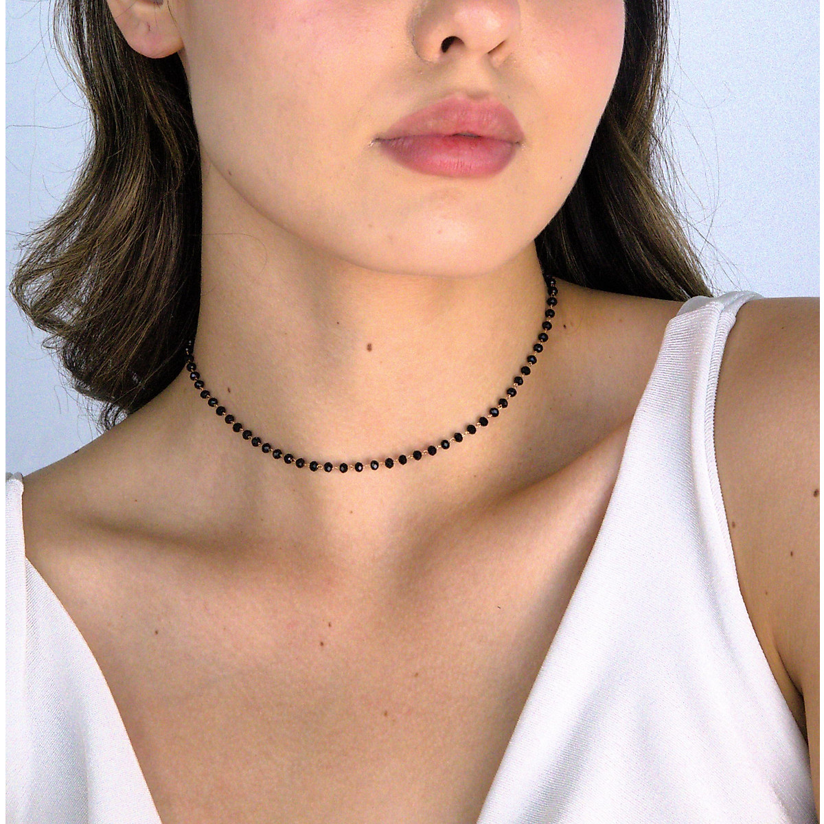 POMINA Dainty Black Rondelle Crystal Beaded Choker Necklace Delicate Multi Faceted Crystal Beads Choker for Teen Women (Black)