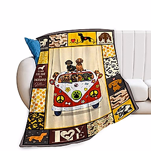 Dachshund Throw Blanket Ultra Soft Cozy Plush Weiner Sausage Dog Flannel Fleece Blankets Lightweight Fuzzy Warm Party Blanket Dachshund Lovers Gifts for Bed Couch Sofa Women Adults 50"x40"