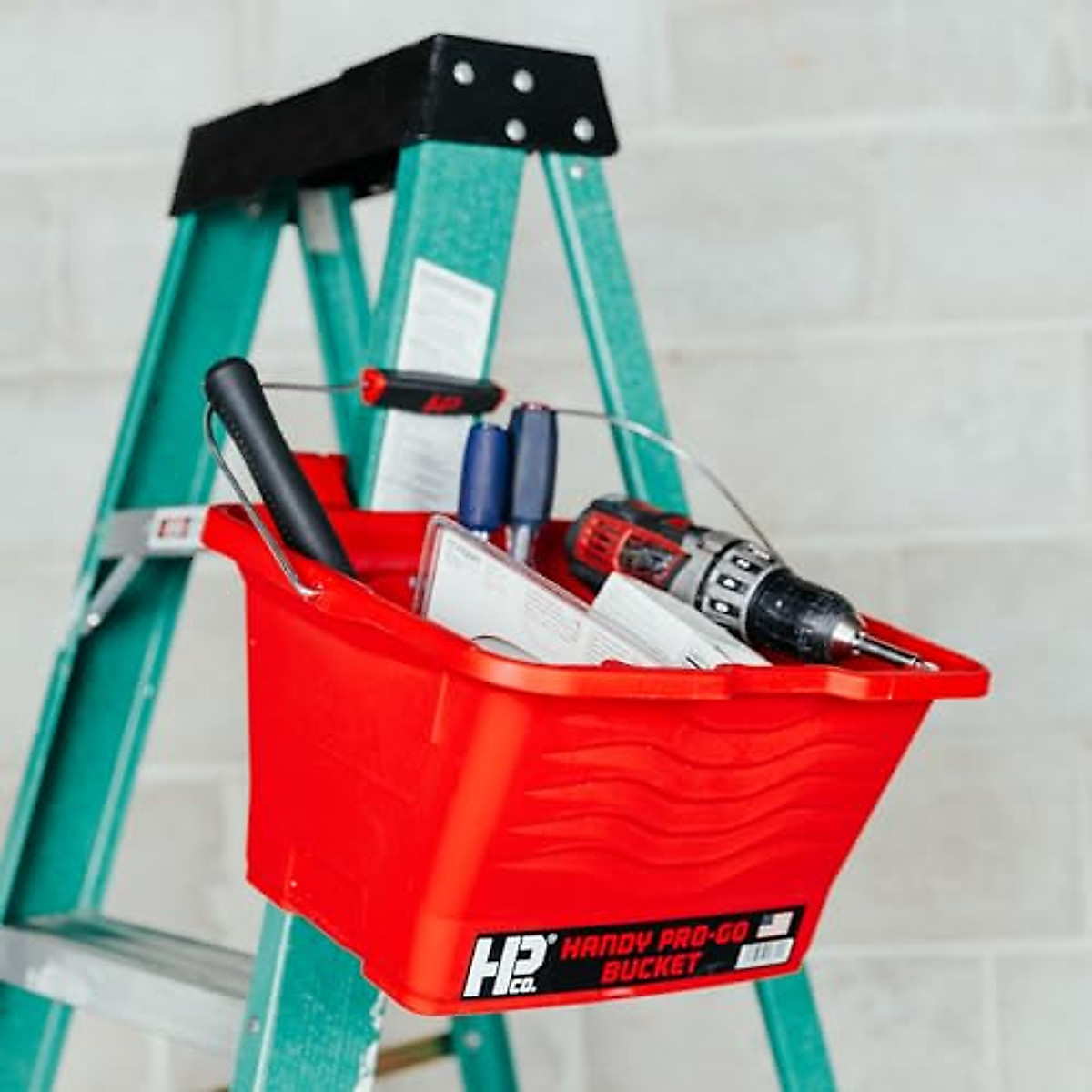 HANDy Paint Products Pro-Go Bucket Paint and Tool Bucket with Brush Holder That Attaches to Most Ladders, 1 Gallon, Red