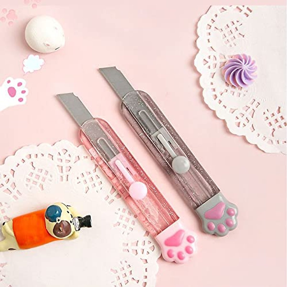 Small Utility Knife，Cute cat Paw Retractable Utility Knife，6 Utility Knifes，Send you 1 Plastic Ruler，9mm Wider Razor Sharp Blade，Perfect for Office and Home Use