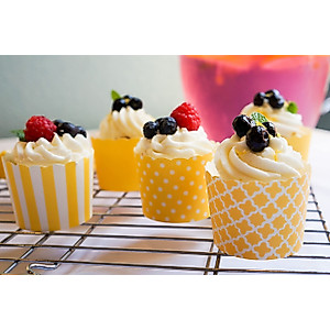 BAKE-IN-CUP 50-Pack Paper Baking Cups, Greaseproof Disposable Cupcake Muffin Liners (Large, Yellow Polka Dots)