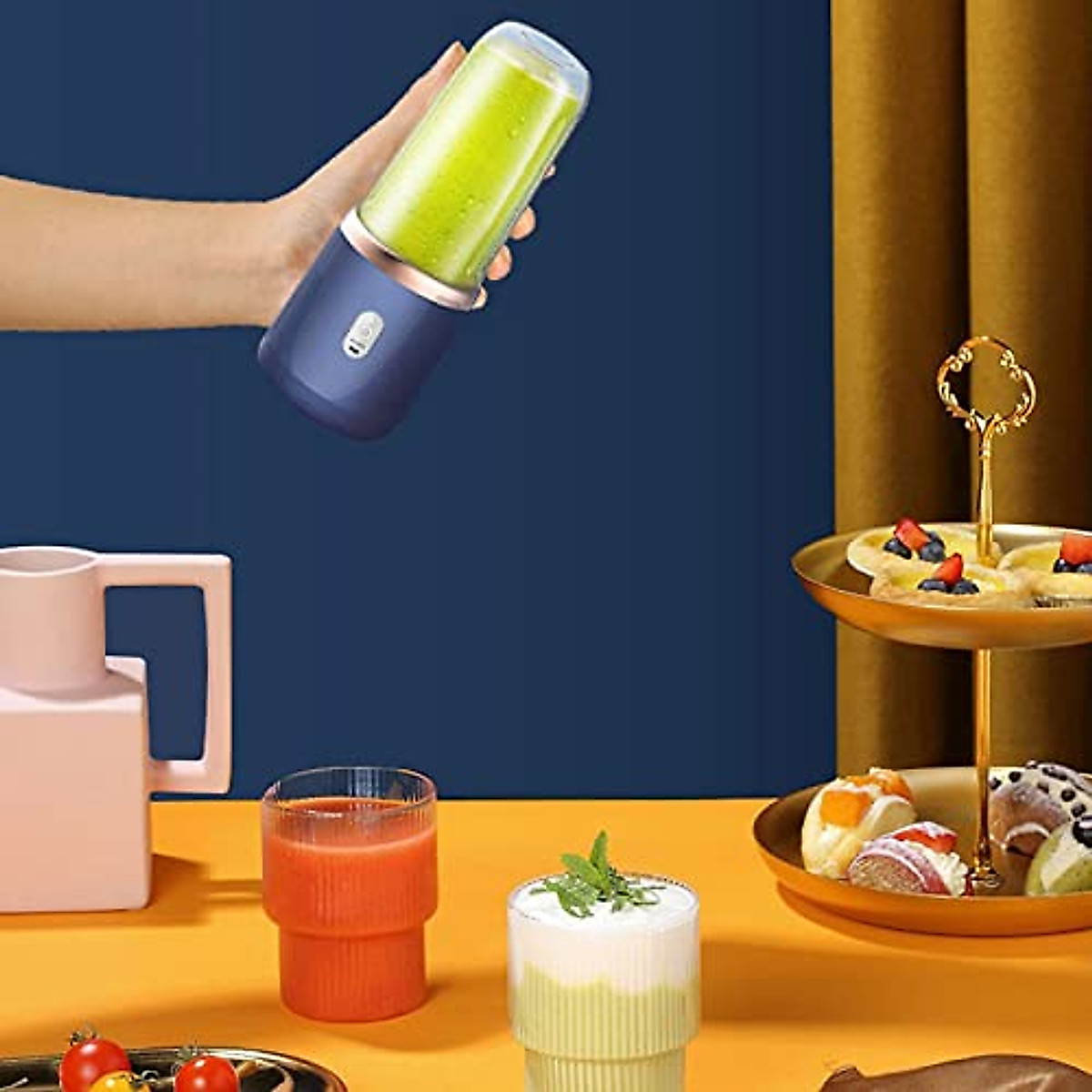 TANACC Portable Juice Blender Small Electric Juicer Portable Mill Squeeze Juice