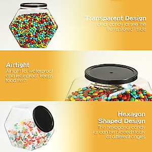 Dandat 18 Pcs Plastic Candy Jar Hexagon Shaped Plastic Cookie Container with Lid 28 oz Clear Wide Mouth Storage Display Jar for Cookies Candy Snacks Paper Stars Laundry Dog Treats Gifts Storage