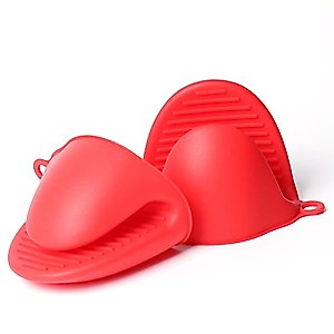 Yvnicll Silicone Oven Mitts Heat Resistant for Kitchen, Finger Protector Pot Holder for Kitchen,Cooking,Baking,BBQ - Heat Resistant Gloves（Red）