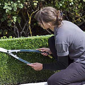 Zerone Arm Protectors for Thin Skin, Level 5 Heat/Burn/Cut Resistant Arm Protection Sleeves - Kevlar&Steel Wire Anti Abrasion Arm Guard for Men Women Garden Kitchen Farm Welding Work