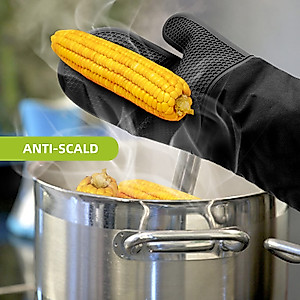 Oven Mitts and Pot Holders Sets Heat Resistant up to 500°F, Kitchen Mittens with Quilted Cotton Lining, Heavy Duty Silicon Oven Mittens Anti-Slip, Set of 3, 13 inches, Black Oven Mits