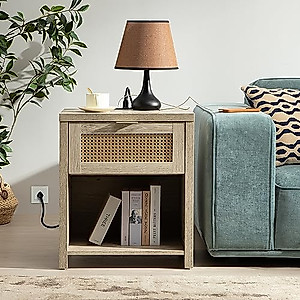 Bacyion Nightstands Set of 2 with Charging Station - Farmhouse Wood Night Stand with Drawer and Storage Shelf, Accent Bedside Table with USB Ports & Outlets, Boho End Table Side Table for Bedroom