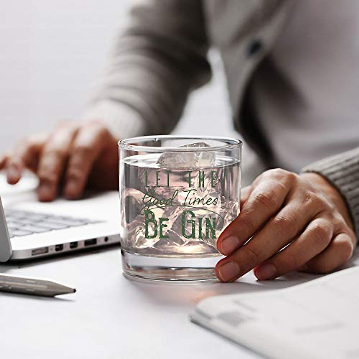 Let the Good Times Be Gin - Gin Glasses - Funny Lowball Glasses - Drinkers Gifts For Men Women - Liquor Glasses - Bar Gifts For Men - Rocks Glasses - Cocktail Glasses - 11 oz Gin And Tonic Glasses