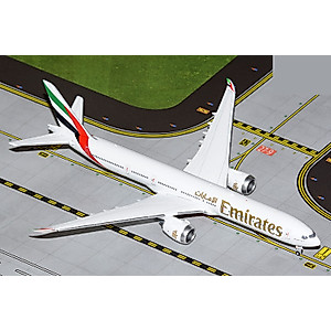 GeminiJets GJUAE2160 Emirates Boeing 777-9X A6-EZA; Scale 1:400 White