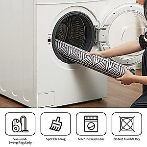 COZYLOOM Vintage Rug 5x7 ft, Boho Moroccan Geometric Area Rug Soft Chenille Indoor Floor Cover Chic Non-Shedding Living Room Bedroom Area Rug Anti-Slip Lightweight Throw Carpet Home Decor, Black