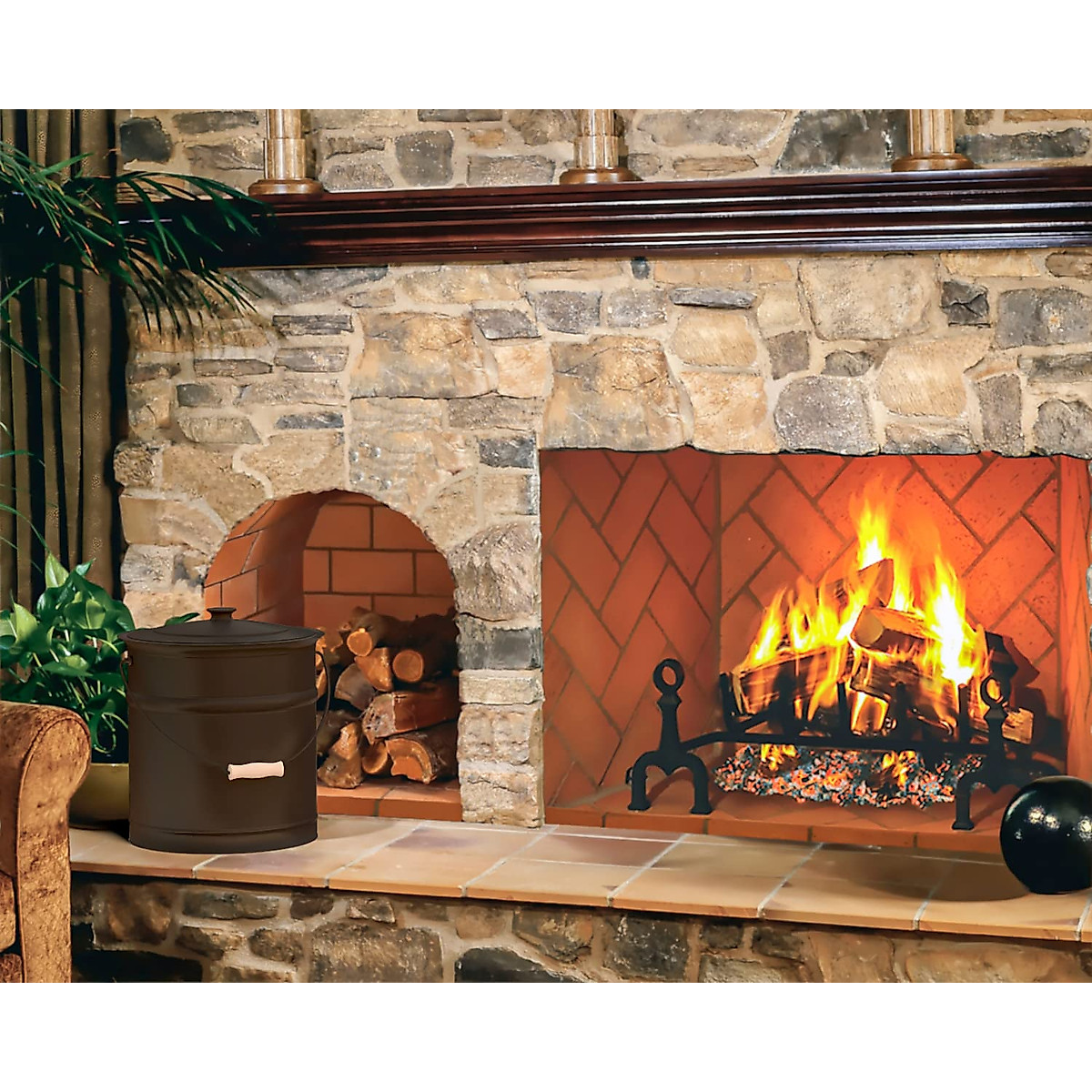 Plow & Hearth 3 Gallon Copper Large Ash Bucket with Lid and Wood Handle | 28 Gauge Galvanized Iron Metal | Double Bottom | Tool for Fireplaces Fire Pits Wood Burning Stoves | Hearth Accessories