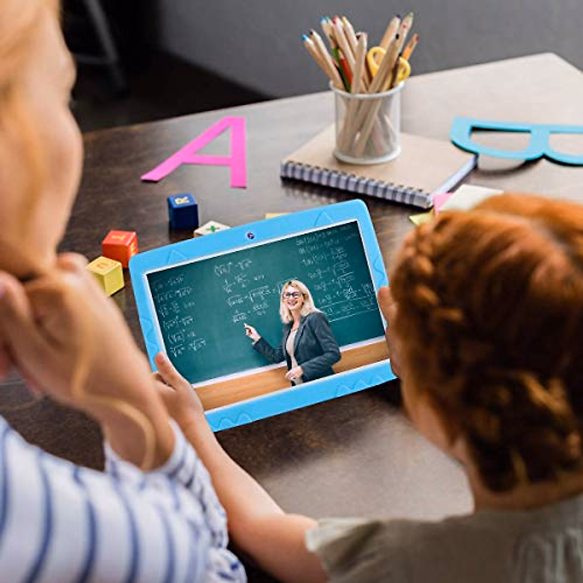 SANNUO 10 inch Kids Tablet,Android 10.0 RAM 3GB ROM 32GB 3G LET Dual SIM Card for Kids Education, Watch Movie and Play Game(Pink)