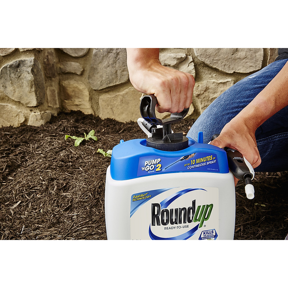 Roundup Ready-To-Use Weed & Grass Killer III -- with Pump 'N Go 2 Sprayer, Use in & Around Vegetable Gardens, Tree Rings, Flower Beds, Patios & More, Kills to the Root, 1.33 gal.