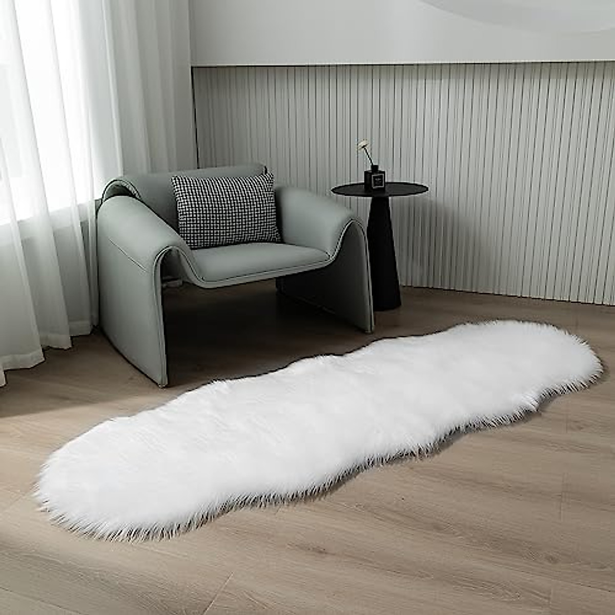 CKLZSAY White Faux Fur Sheepskin Rug Super Soft Fluffy Plush Rug Bedroom Floor Room Sofa Cushion Living Room Runners Bedside Rugs (2×6 ft Sheepskin White)