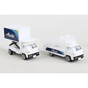 Daron Alaska Airlines Airport Playset with Die-Cast Metal Model Airplane with Plastic Parts, Cars and Transportation Toys for Kids Ages 3+