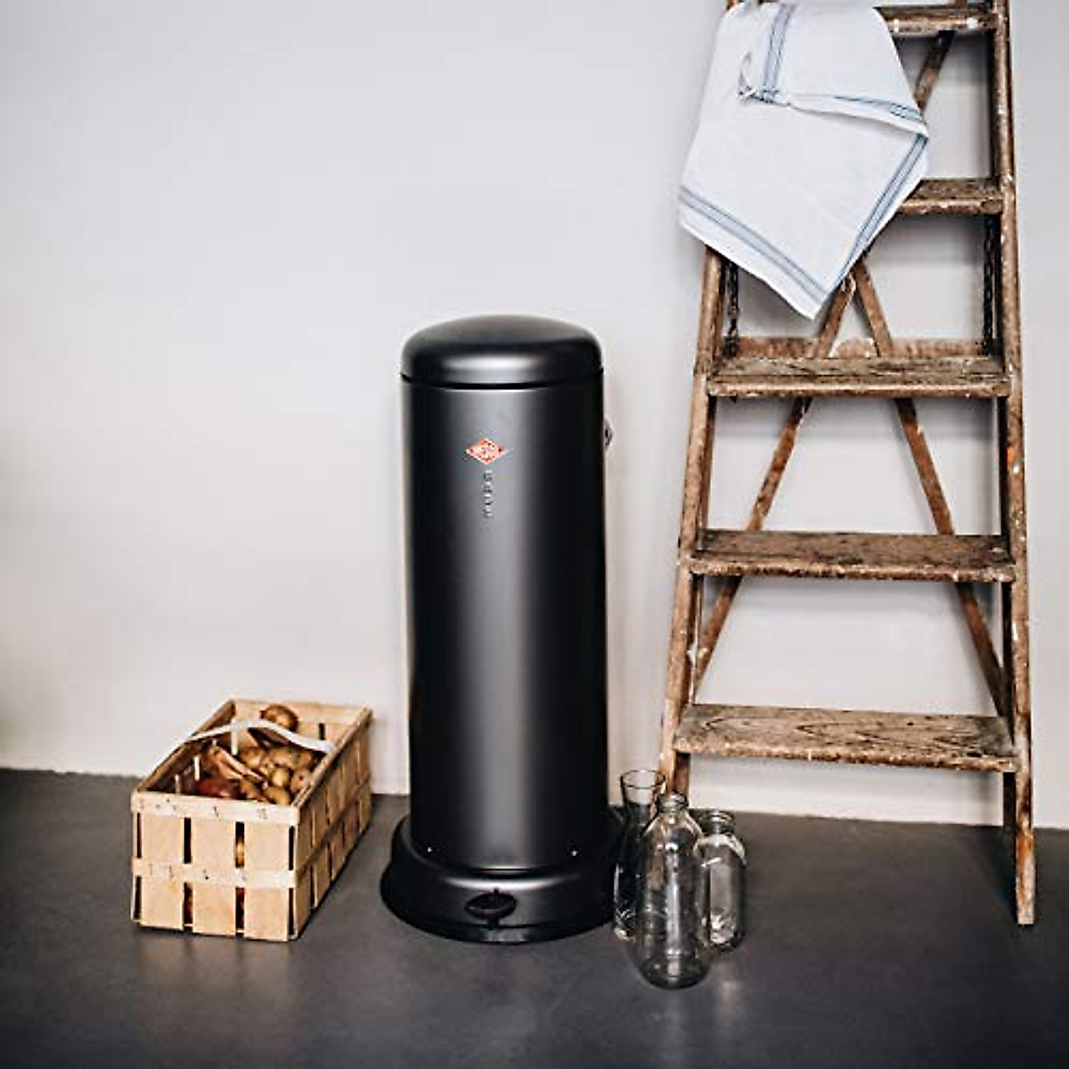 WESCO Big Baseboy - German Designed - Step Trash Can, Powder Coated Steel, 7.9 Gallon / 30 L, Cool Grey, 38 x 38 x cm