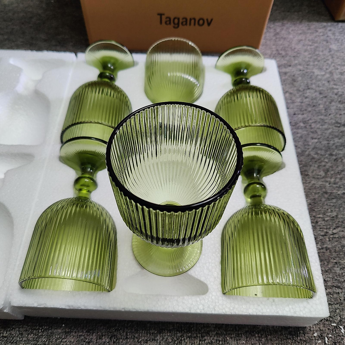 Taganov Green Wine Goblets Set - Elegant 6-Piece Glassware