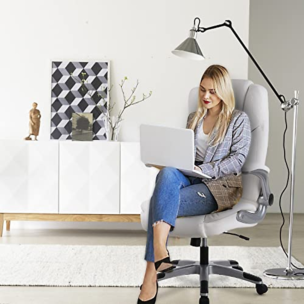 Managerial and Executive Office Chair,Ergonomic White PU Leather Office Desk Chair,Diamond Stitched High Back Swivel Task Chair with Rocking Function,Adjustable Flip-up Armrests Computer Chair